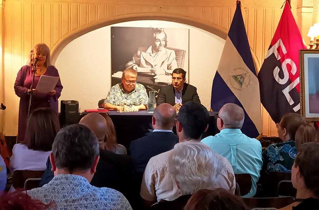 Rinden homenaje a Rubén Darío en la Sociedad de Escritores de Chile ...